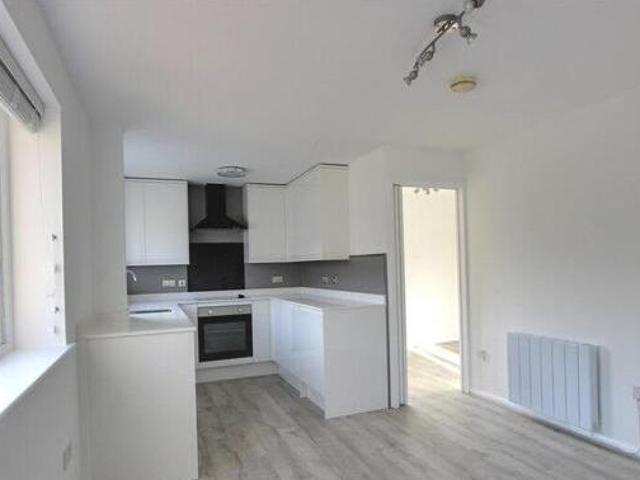 1 Bedroom Flat For Rent In Cricklewood