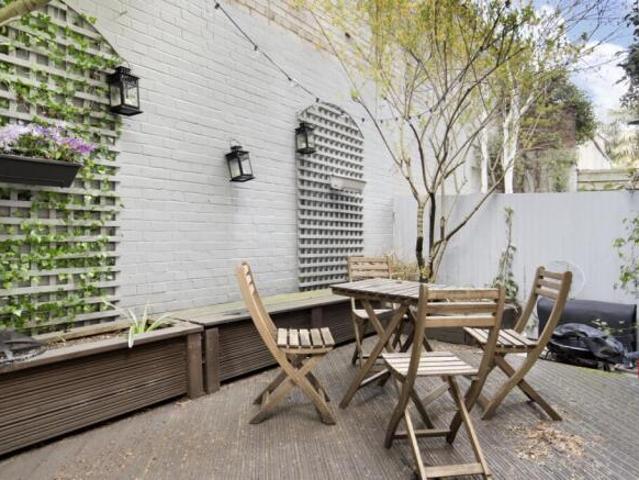 1 bedroom flat for rent in Cruden Street, London, N1