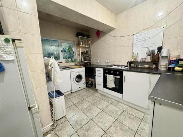 1 bedroom flat for rent in Cwmdare Street, Cathays, CF24