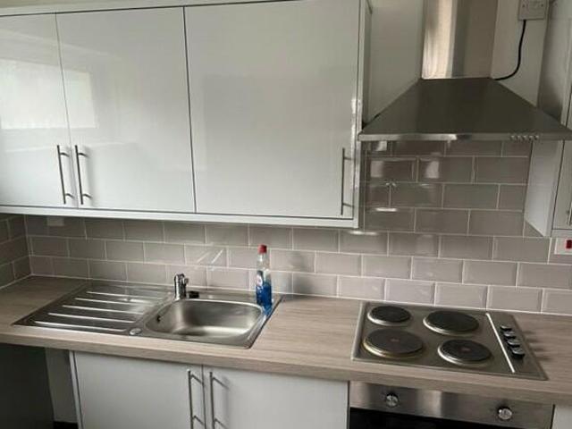 1 Bedroom Flat For Rent In Cwmgwrach