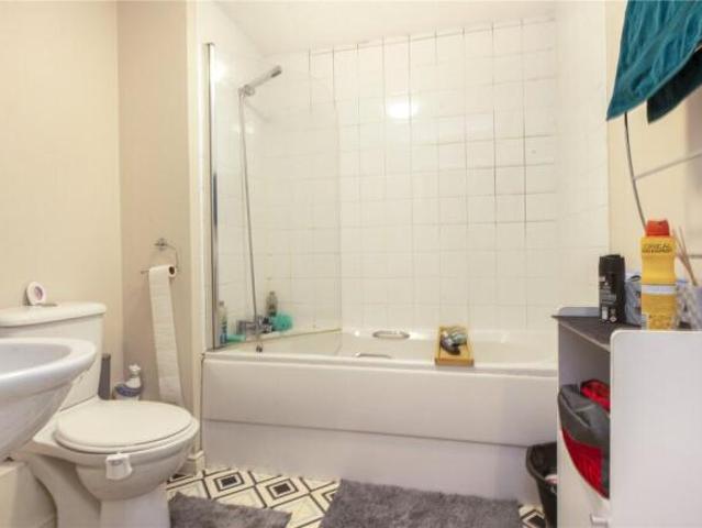 1 bedroom flat for rent in Cwrt Coles, Cardiff, CF24
