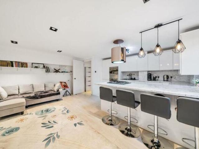 1 bedroom flat for rent in Cumberland Mills Square, Isle of Dogs, E14