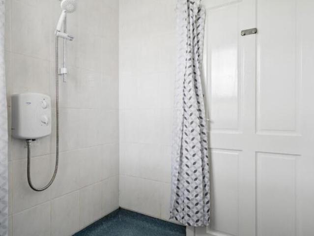 1 bedroom flat for rent in Cumbernauld Road, Stepps, Glasgow, G33