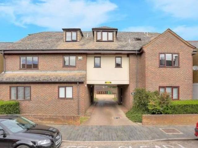 1 bedroom flat for rent in Culver Lodge St Albans Hertfordshire AL1