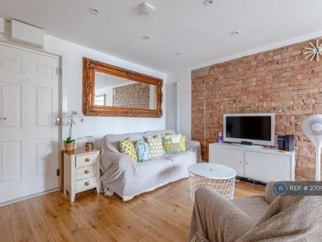 1 bedroom flat for rent in Culpeper Court, London, SE11