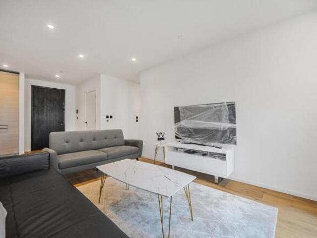 1 bedroom flat for rent in Curlew House, Hawser Lane, Tower Hamlets, London, E14 0XZ, E14