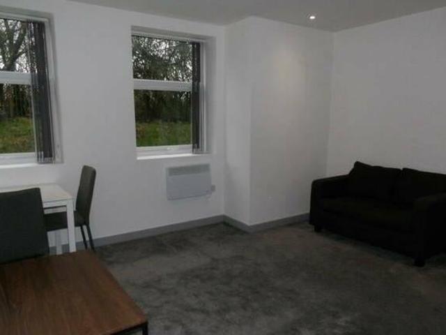 1 bedroom flat for rent in Customs House BB1