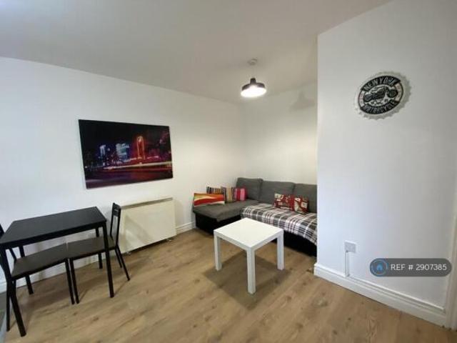 1 bedroom flat for rent in Cyprus Road, Leicester, LE2
