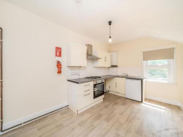 1 bedroom flat for rent in Danby Street, Peckham, SE15