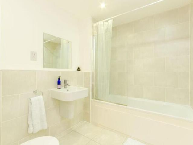 1 bedroom flat for rent in Dance Square, Clerkenwell, London, EC1V