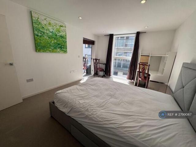 1 bedroom flat for rent in Dance Square, London, EC1V