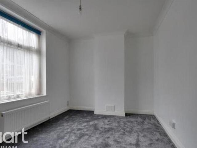 1 Bedroom Flat For Rent In Dagenham