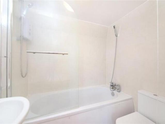 1 bedroom flat for rent in Dalston Lane, Hackney, E8