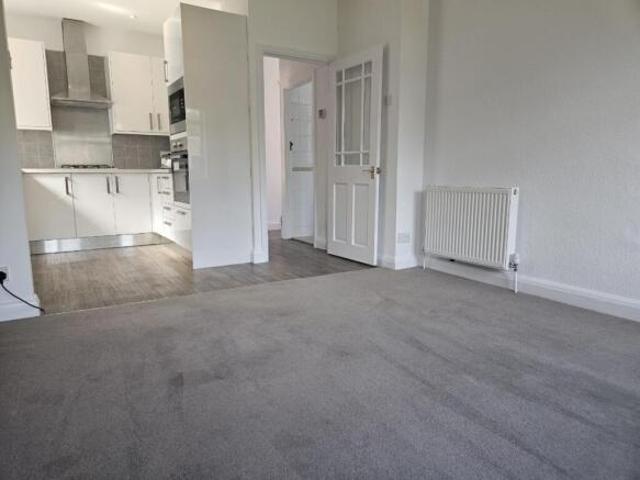 1 bedroom flat for rent in Denton Road, East Twickenham, moments from River Thames, TW1