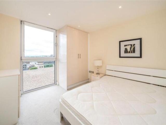 1 bedroom flat for rent in Denison House, Canary Wharf, E14