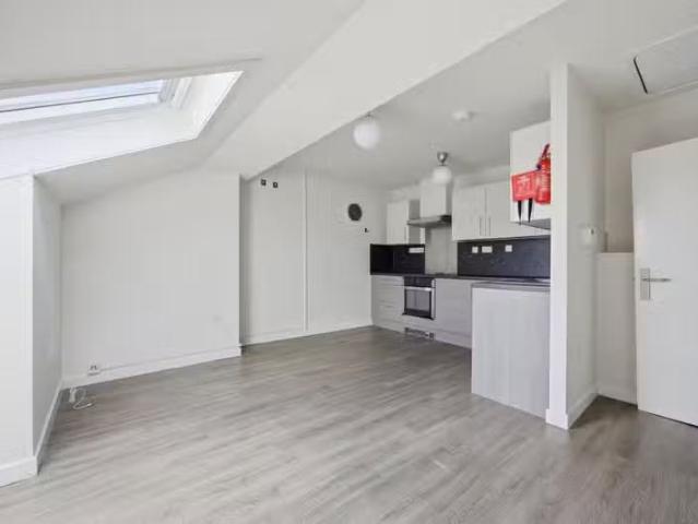1 bedroom flat for rent in Deardengate, Haslingden, BB4