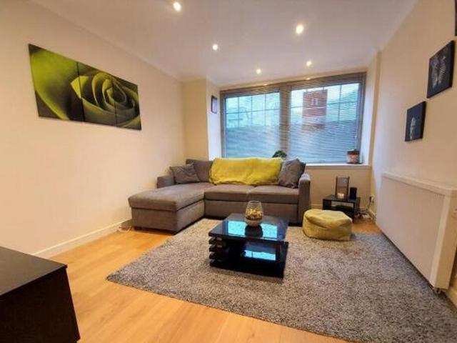 1 Bedroom Flat For Rent In Dee Street, Aberdeen