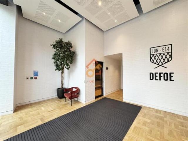 1 bedroom flat for rent in Defoe House, 123 City Island Way, London E14