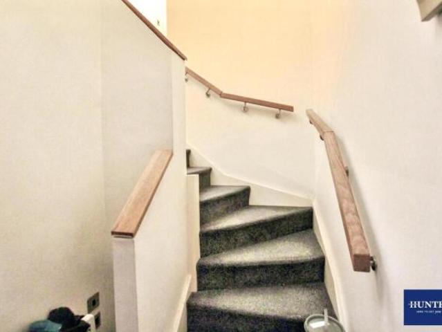 1 bedroom flat for rent in Delauney House, Scoresby Street, Bradford, BD1