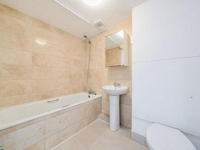 1 bedroom flat for rent in Deptford High Street, Deptford, SE8