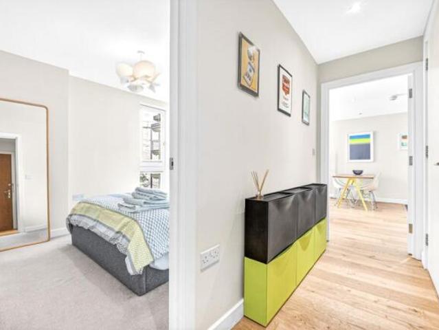 1 bedroom flat for rent in Devizes Street, De Beauvoir Town, N1