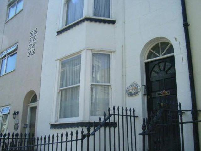 1 bedroom flat for rent in Devonshire Place Brighton BN2
