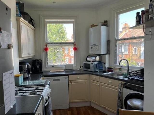1 bedroom flat for rent in Devonshire Road, Colliers Wood, SW19