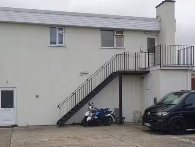 1 bedroom flat for rent in Didcot Road, Poole, BH17