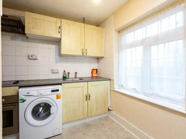 1 bedroom flat for rent in Dover Road, Northfleet, Gravesend, Kent, DA11