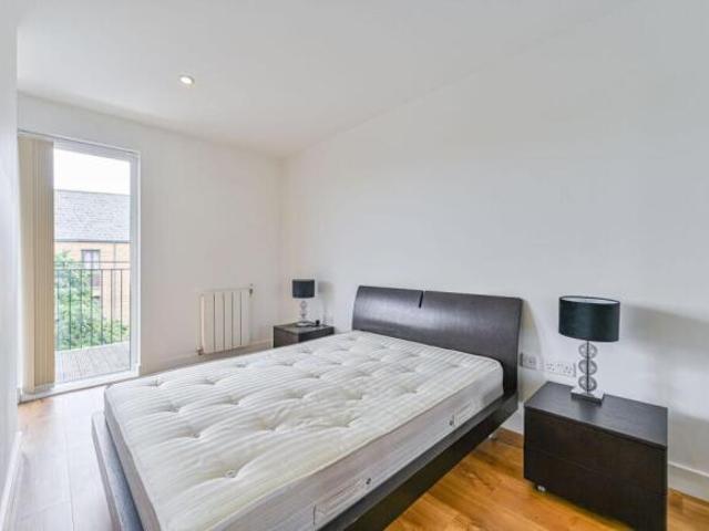 1 bedroom flat for rent in Dowding Drive, Kidbrooke, London, SE9