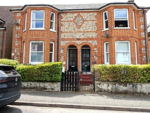 1 bedroom flat for rent in Down Road, Guildford, GU1