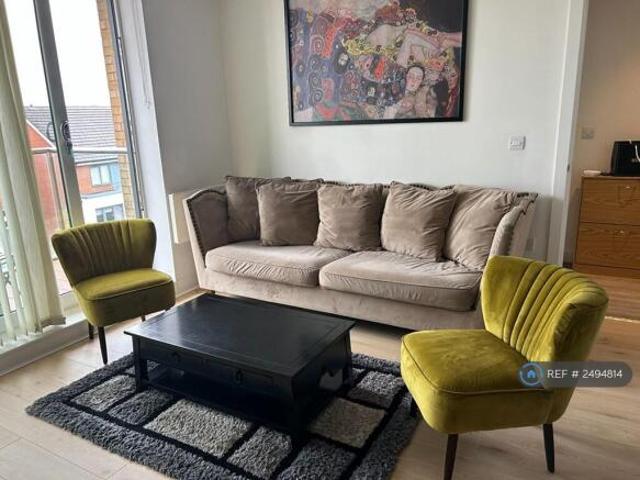 1 bedroom flat for rent in Drake Way, Reading, RG2
