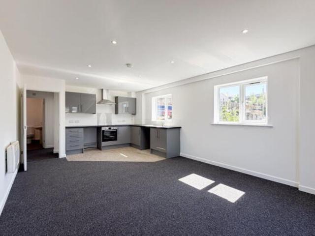 1 bedroom flat for rent in Dreadnought, Hazel Road, Southampton, SO19