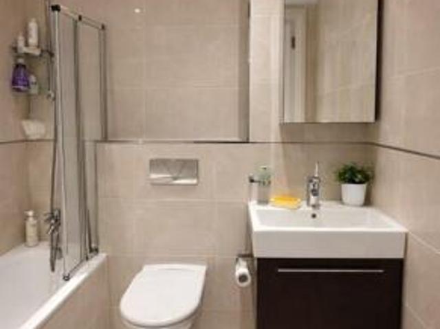 1 bedroom flat for rent in Drummond St, London, NW1