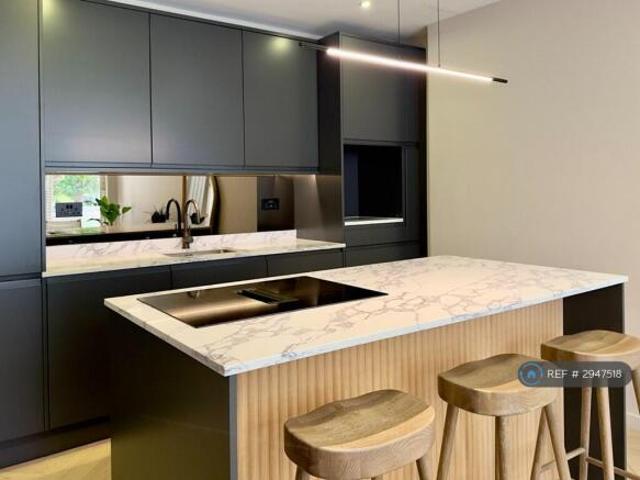 1 bedroom flat for rent in Dryden Court, London, SE11