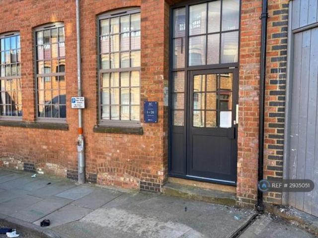 1 bedroom flat for rent in Dunster Street, Northampton, NN1