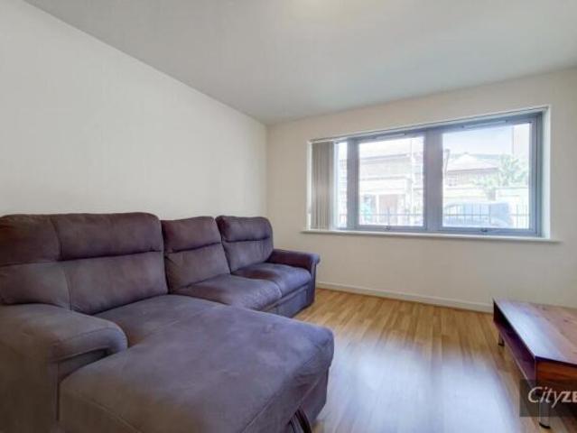 1 bedroom flat for rent in Ducaine Apartments, Bow Road, E3