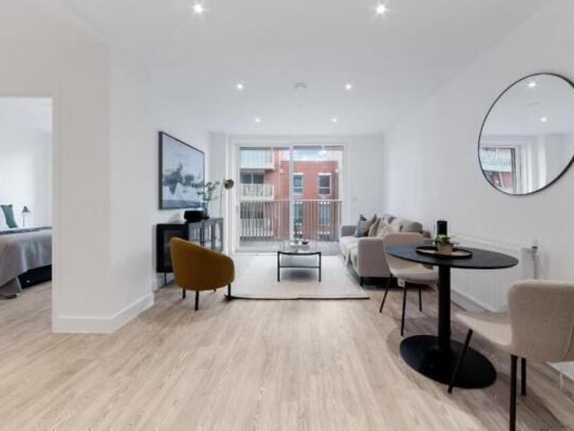 1 bedroom flat for rent in Dukes Road, London, E17