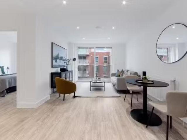 1 bedroom flat for rent in Dukes Road, London, E17