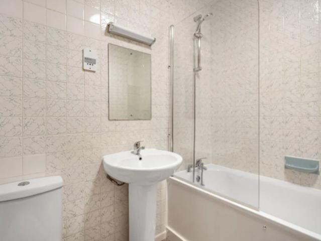 1 bedroom flat for rent in Dulwich Wood Avenue, Dulwich, SE19