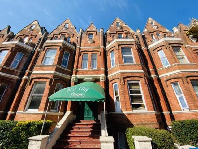 1 bedroom flat for rent in Durley Gardens, Bournemouth, Dorset, BH2