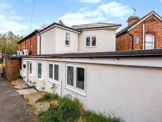 1 bedroom flat for rent in Dynevor Road, Tunbridge Wells, Kent, TN4