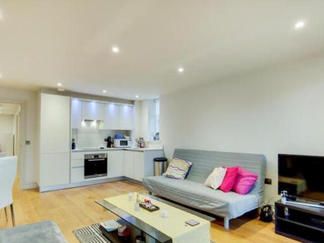 1 Bedroom Flat For Rent In Ealing, London