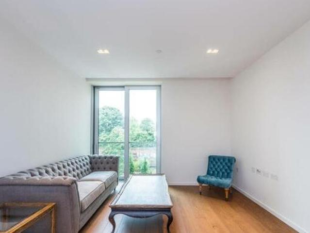 1 Bedroom Flat For Rent In Earls Court, London