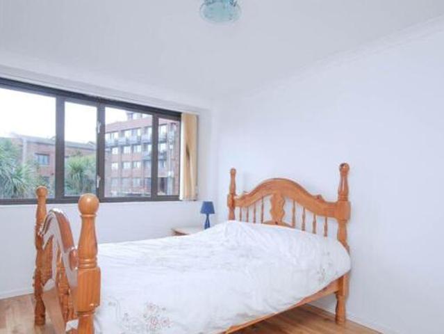 1 Bedroom Flat For Rent In Earls Court, London