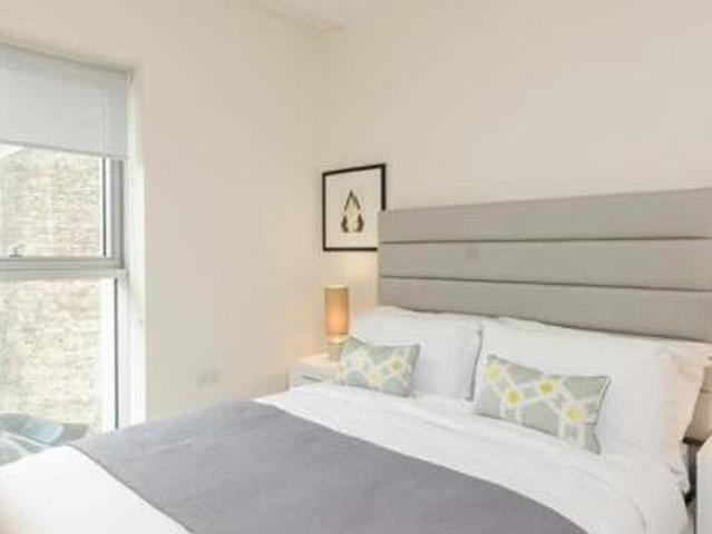1 Bedroom Flat For Rent In Earls Court, London