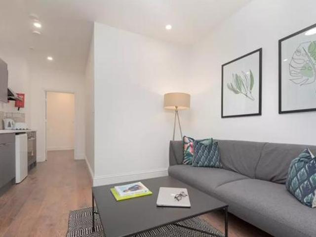1 Bedroom Flat For Rent In Earls Court, London