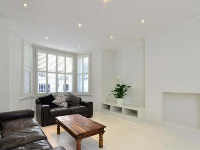 1 Bedroom Flat For Rent In Earls Court, London