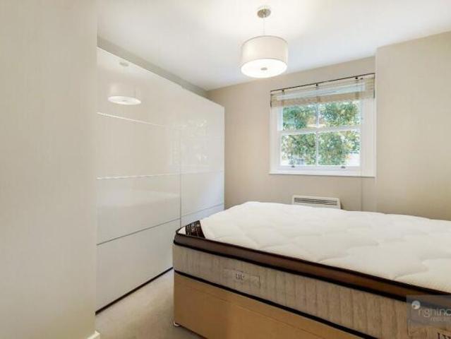 1 bedroom flat for rent in Earls Court Road, London, SW5