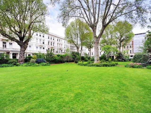 1 bedroom flat for rent in Earls Court Square, London, SW5